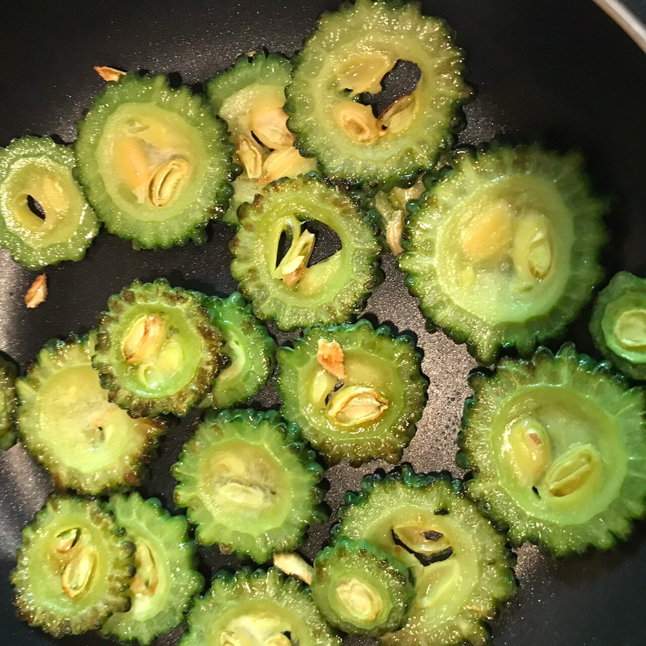 輪切りゴーヤのきんぴら - 輝く人生創造戦略研究所