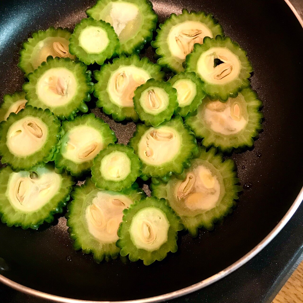 輪切りゴーヤのきんぴら - 輝く人生創造戦略研究所